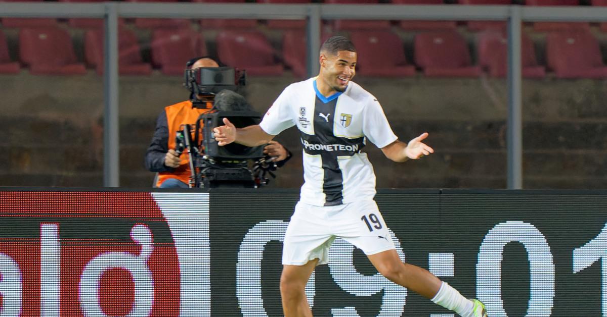 Calcio: Parma. Il centrocampista Sohm rinnova fino al 2027 - Il ...