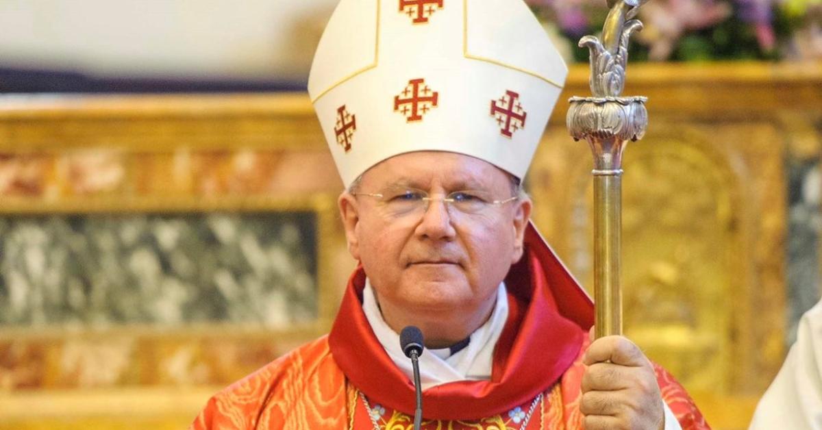 Domenico Sorrentino, chi è il Vescovo di Assisi: età, famiglia ...