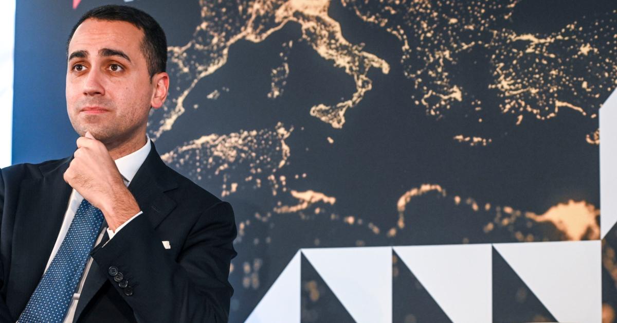 Luigi Di Maio diventa "ex politico" su Wikipedia: ora il papà del Rdc è ...