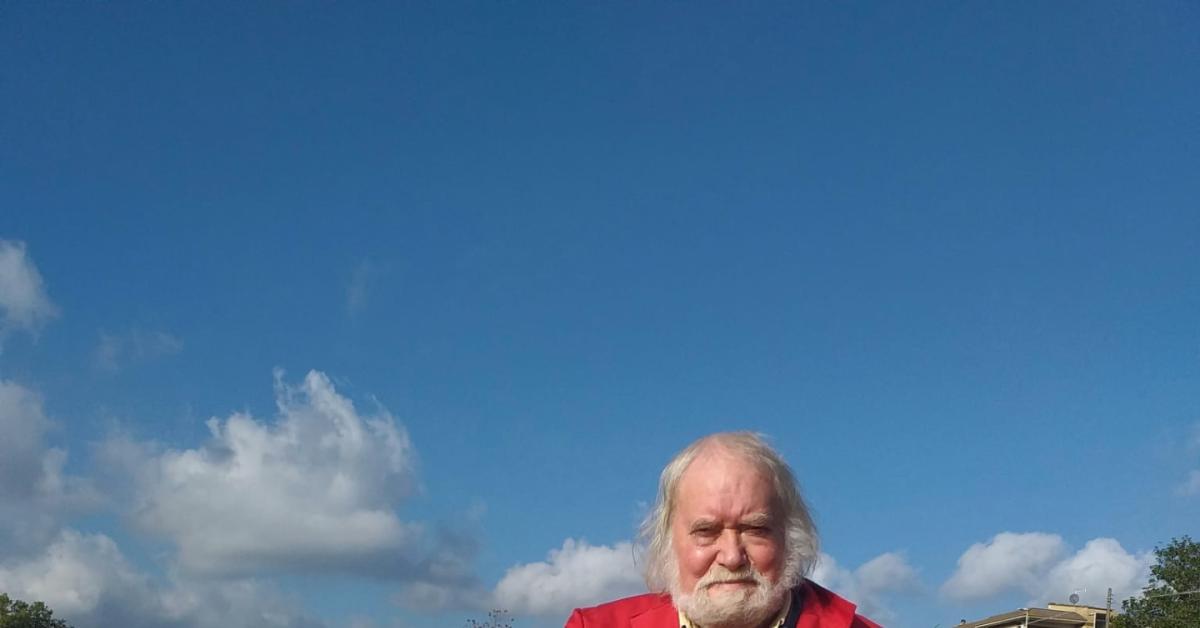 Ferdinando Codognotto, «Scolpire per amore»: il mago del legno e una ...