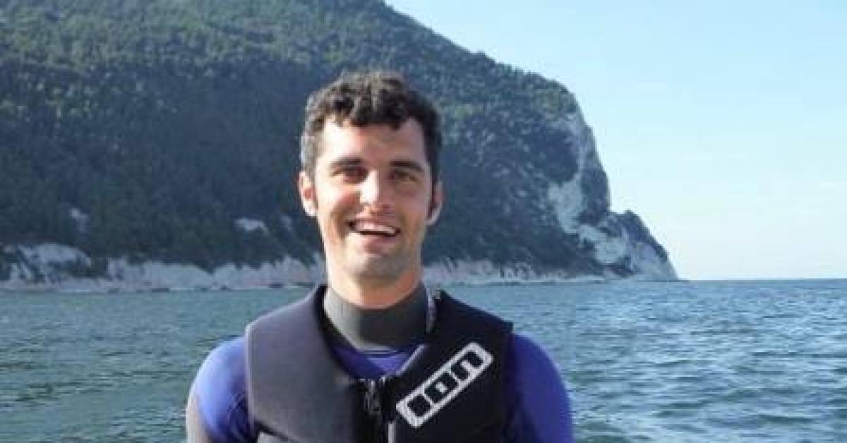 Ancona, Lorenzo Ferri morto a 32 anni per malore improvviso davanti ...
