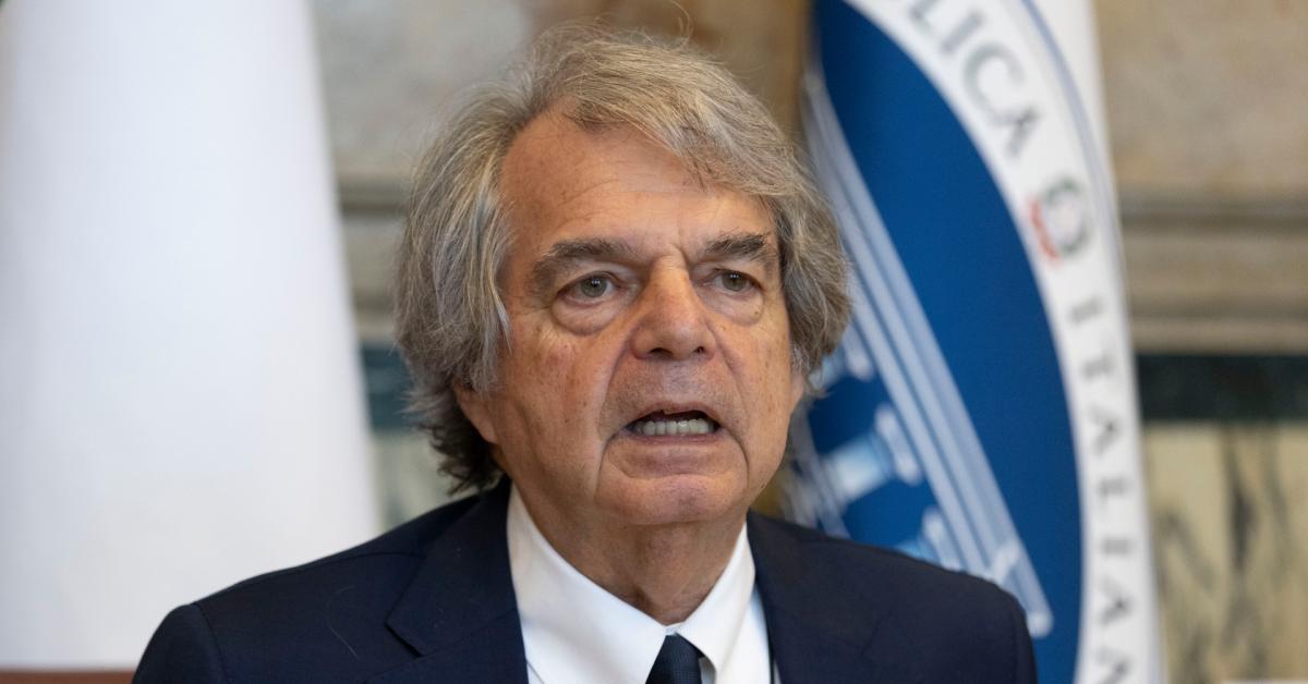 Brunetta indagato per falso e finanziamento illecito: vendita sospetta ...