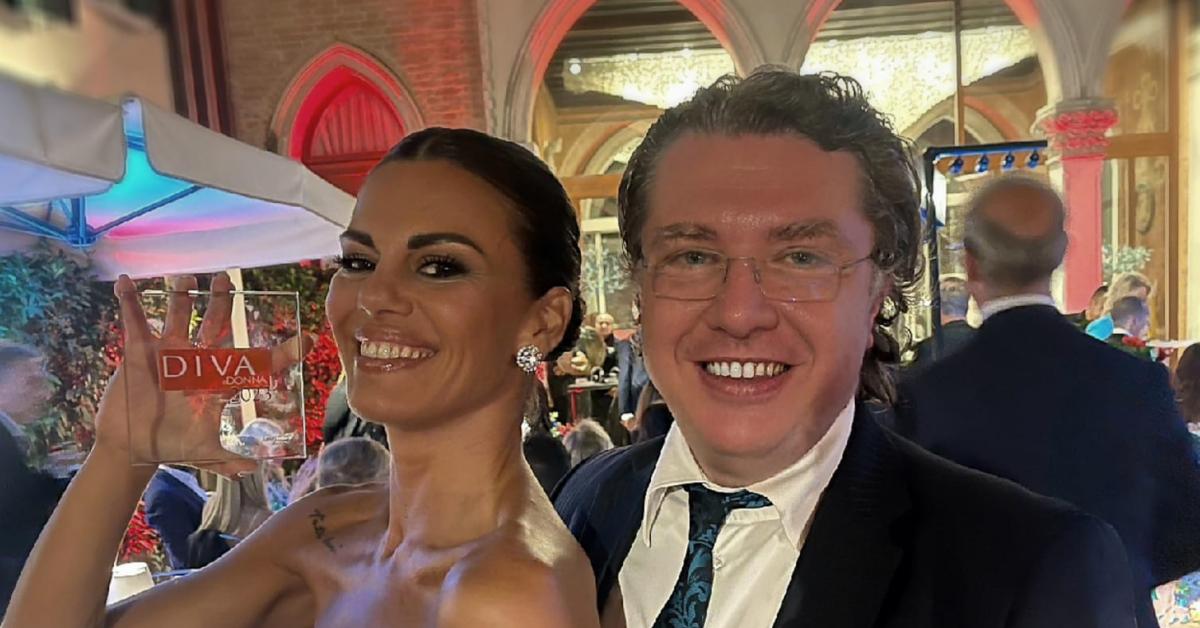 Grande successo per i premi-scultura in cristallo di Crystal Couture ...