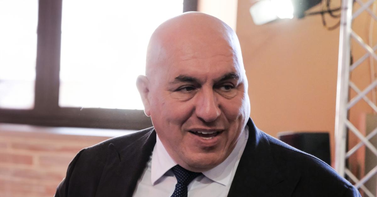 Guido Crosetto moglie, marito, figli, patrimonio, malattia, età, altezza, partito e carriera del ...