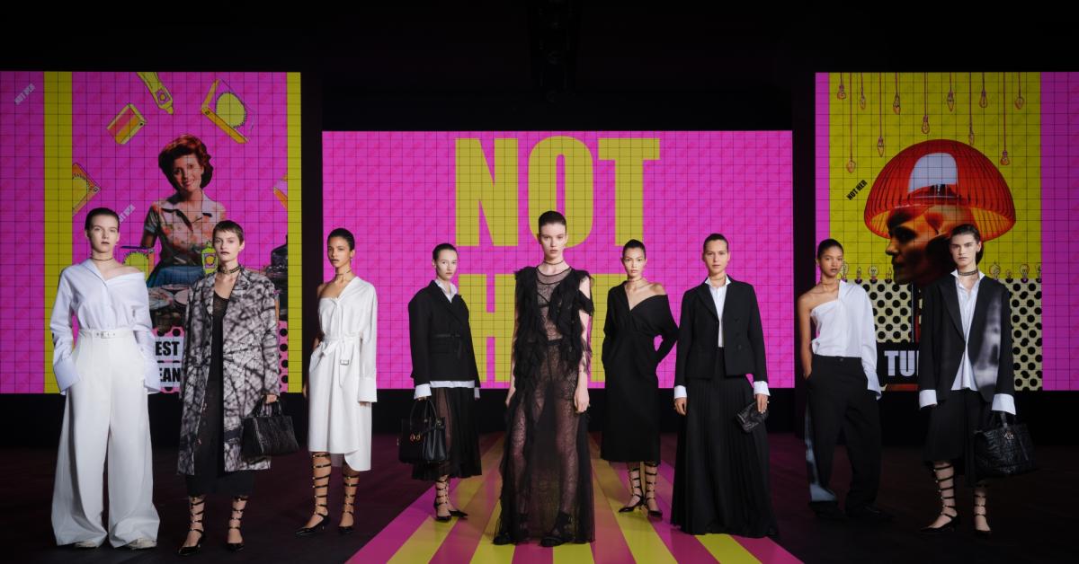 Paris Fashion Week: una moda concreta e indossabile, pur romantica e ...