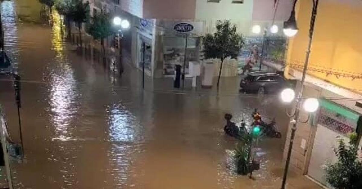 Liguria, bomba d'acqua nel Tigullio e in Valle Scrivia, allagata l'A12 ...