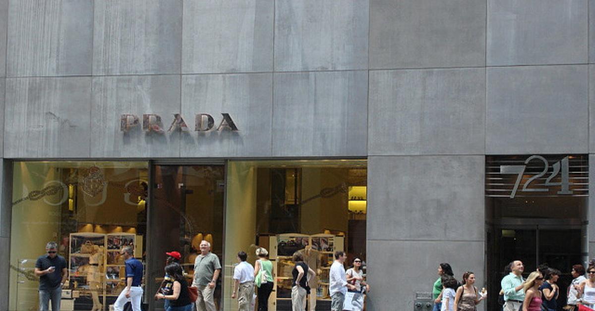 Prada, il gruppo acquista per 425 milioni di dollari un palazzo sulla ...