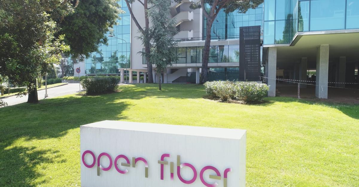 Open Fiber nell'alleanza Open-es per supportare le imprese nel percorso ...