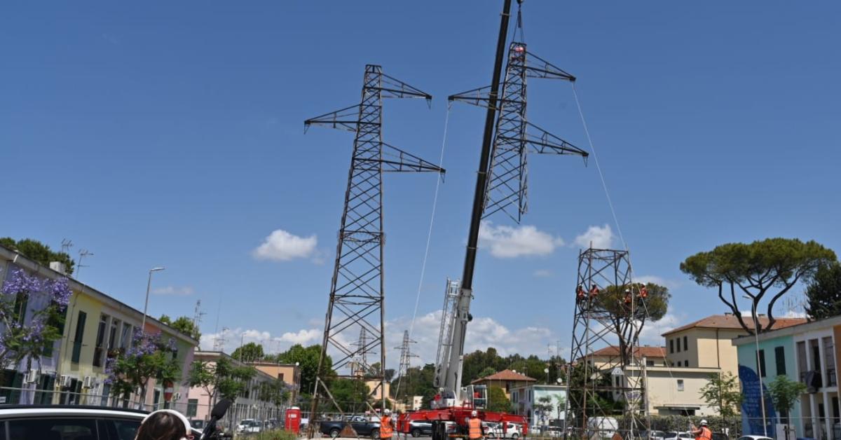 Terna, al via le attività per la demolizione di 15 km di linee ...
