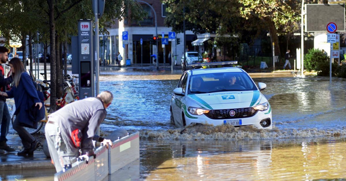 Maltempo, allerta meteo arancione in Lombardia e gialla in 15 regioni, arriva il fronte freddo ...