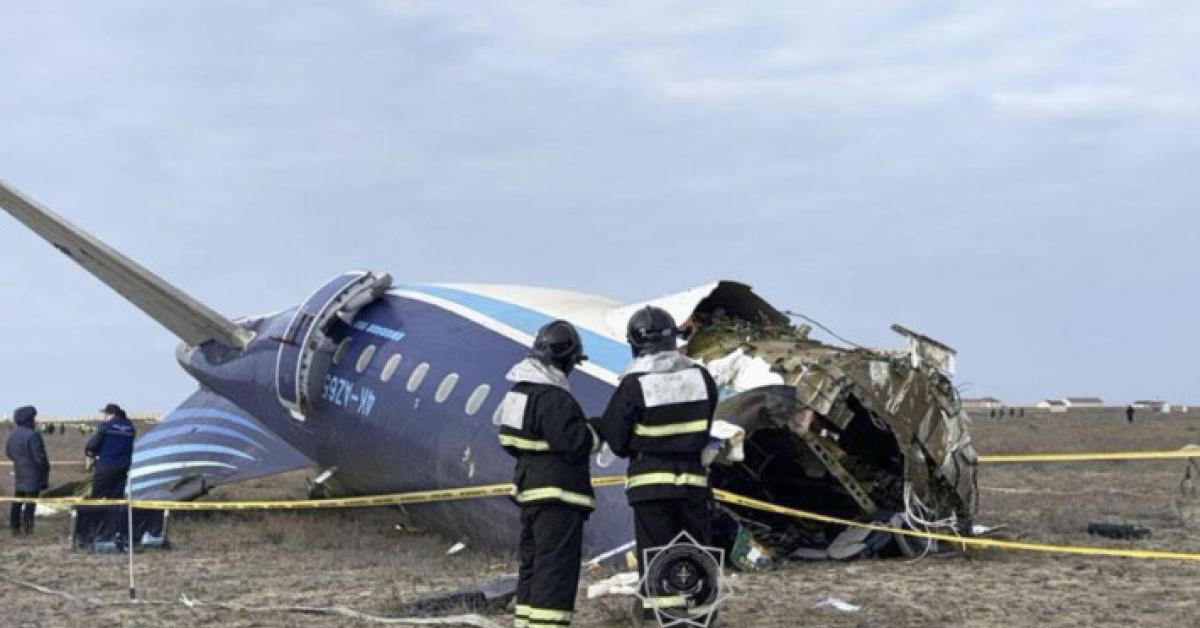 Aereo di linea azero precipitato in Kazakistan, 38 morti e 32 ...