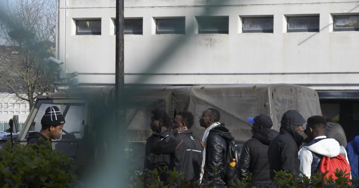 Uk, 26% delle violenze sessuali e 16% dei reati causati da immigrati, ma sono solo 9% della ...