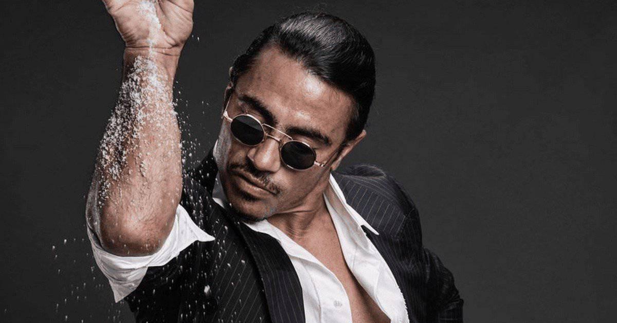 Il ristoratore turco Salt Bae apre a Milano all'interno del lussuoso ...