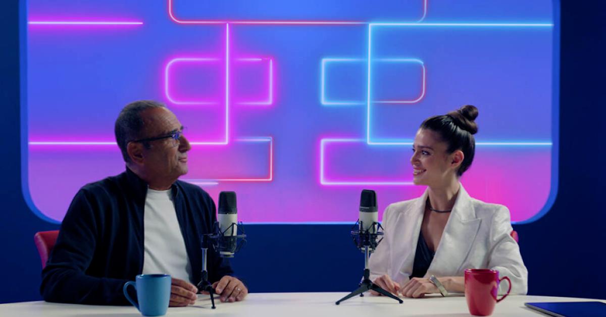 Tim, on air la nuova campagna con Carlo Conti e Andrea Settembre ...