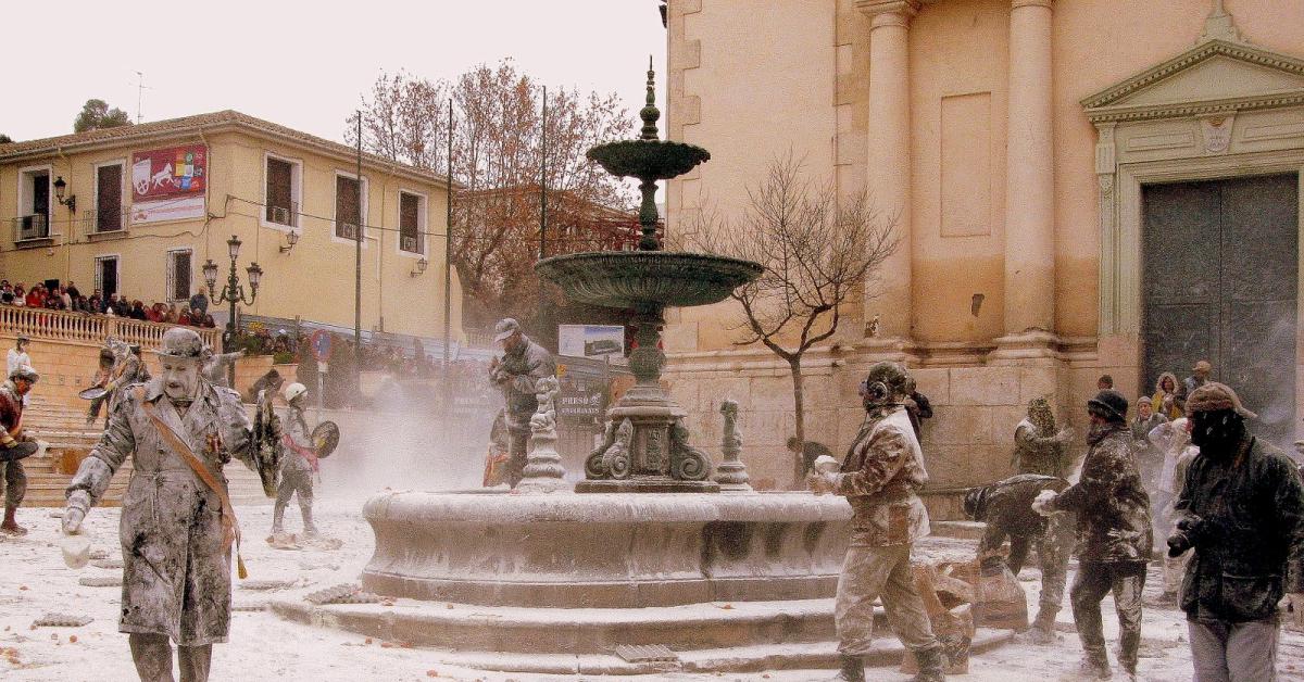 Dopo Natale, dal Wren Day a Els Enfarinats: ecco le tradizioni più ...