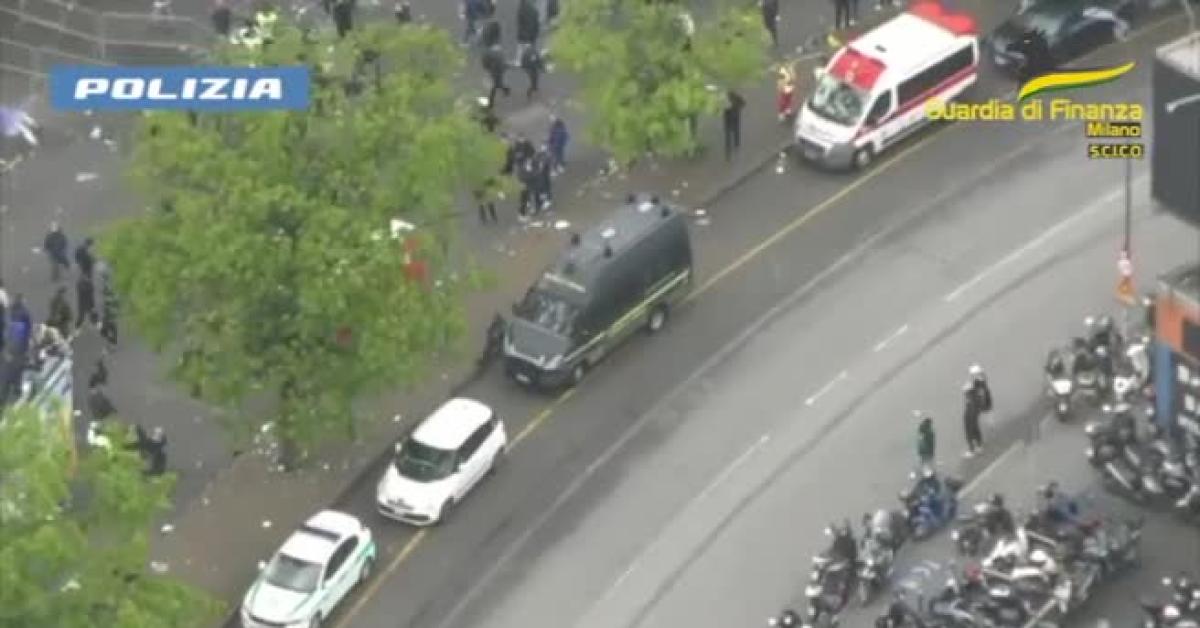 Milano, arresti e perquisizioni tra capi ultrà di Inter e Milan - Il ...