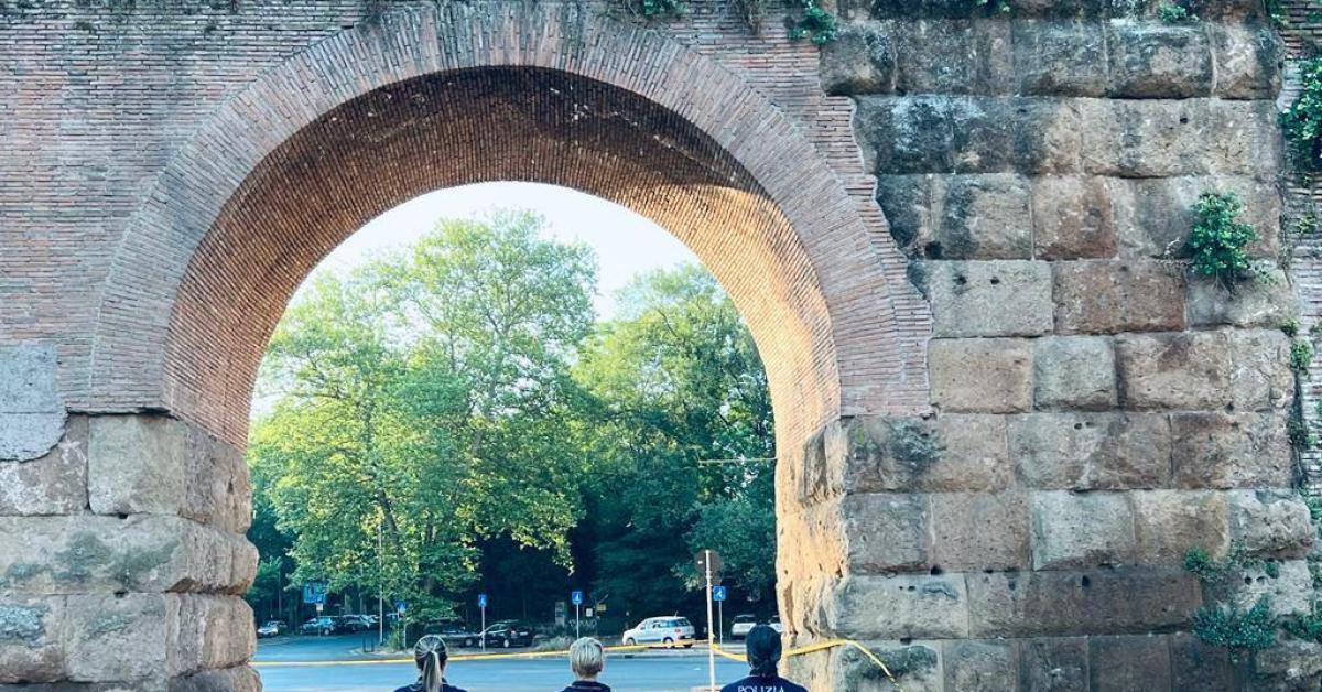 Roma, si stacca parte arco Porta Maggiore - Il Giornale d'Italia