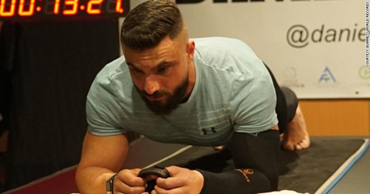 Nuovo record mondiale di plank: oltre nove ore di sofferenza - Il ...