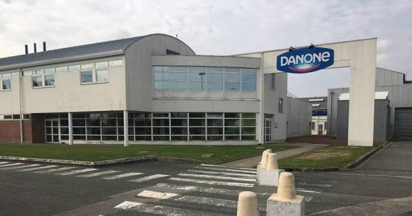 Russia, Danone esce dal Paese e svaluta di 1 miliardo. Cedute le ...