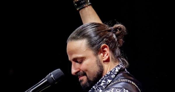 Alberto Bertoli, chi è: moglie, figli, vita privata, canzoni ed età del ...