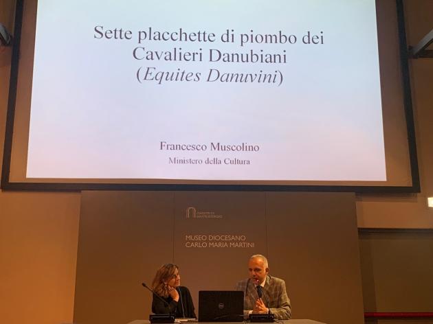 Rare placchette dei Cavalieri Danubiani in mostra al Museo Diocesano ...