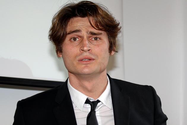 Angelo Duro, chi è: biografia, età, carriera, Sanremo, fidanzata e vita ...