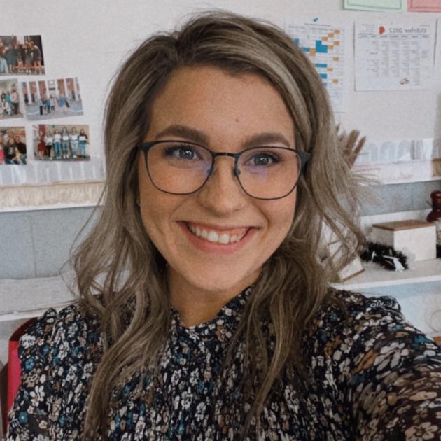 Obbligava uno studente di 17 anni a fare sesso al cimitero, l ...