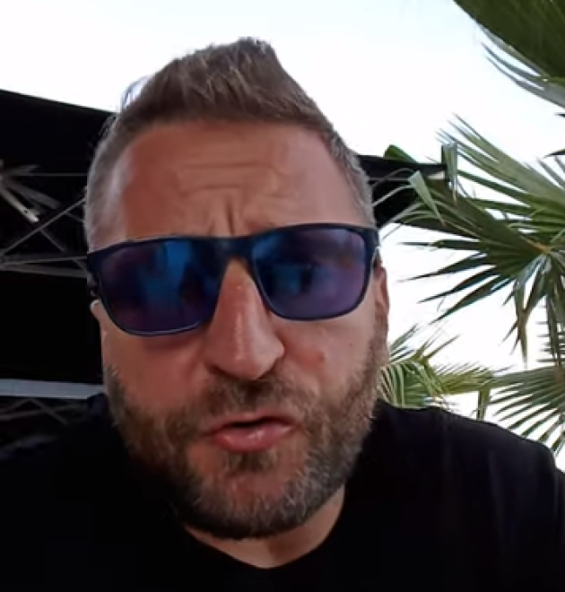 Loris Sabatucci, chi era lo youtuber morto in un incidente aereo in ...