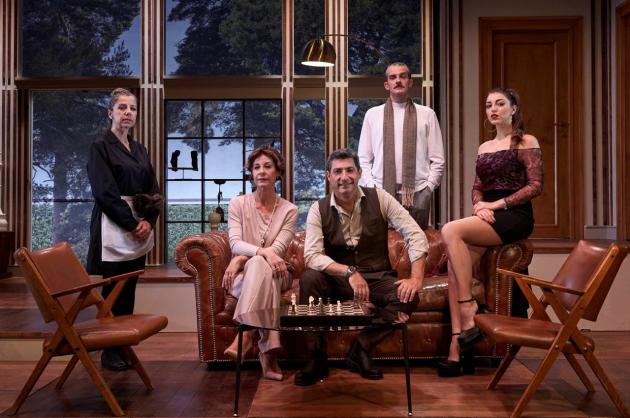 Greg dirige "L'anatra all'arancia" con Solfrizzi al teatro Quirino di ...