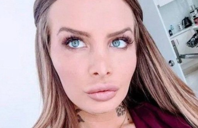 Chi è Evelyn Miller, la pornostar con due vagine: malattia, età, marito ...